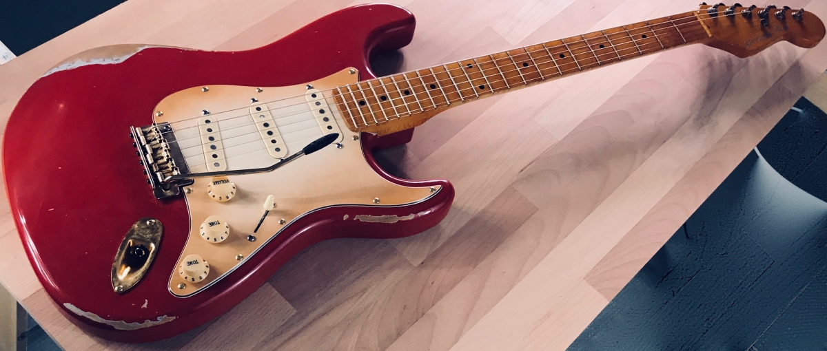 USA Custom Shop DAKOTA RED Heavy-Relic, 2A Birdseye neck, Handwound ...