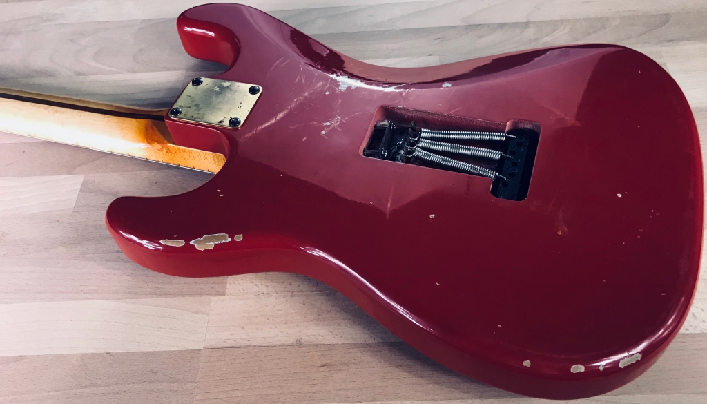 USA Custom Shop DAKOTA RED Heavy-Relic, 2A Birdseye neck, Handwound ...