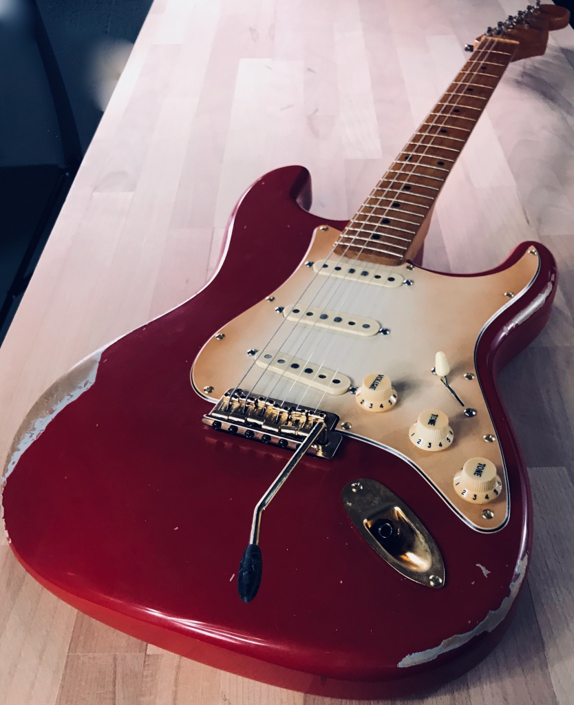 USA Custom Shop DAKOTA RED Heavy-Relic, 2A Birdseye neck, Handwound ...