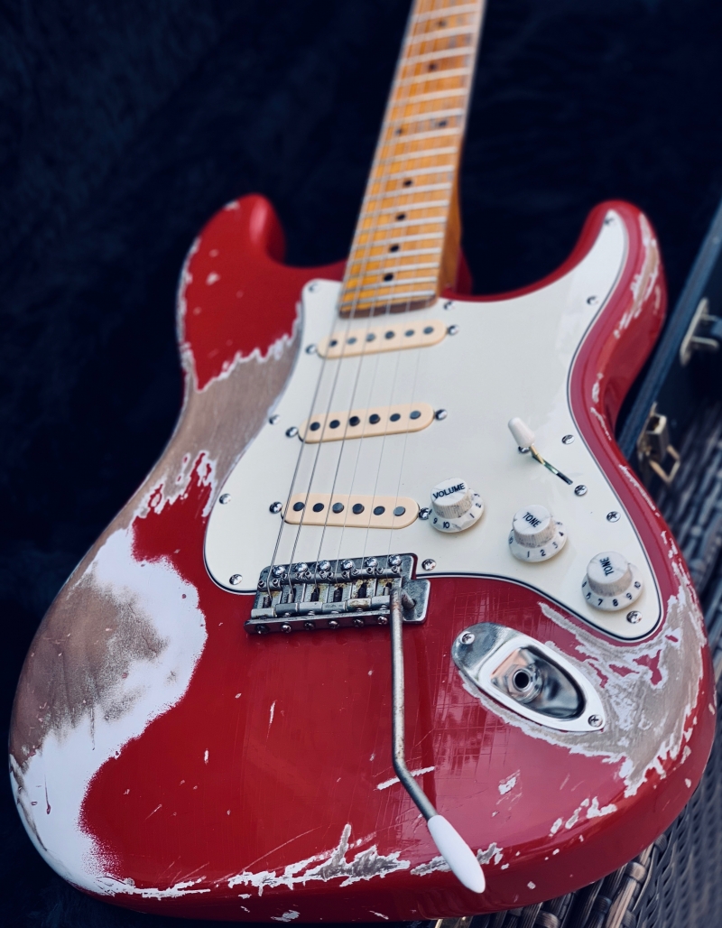 Custom Shop Dakota Red Heavy-Relic – Red & White Handwound Pickups ...
