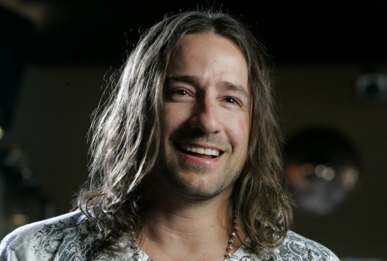 S71 CUSTOM SHOP DAPHNE BLUE 1969 STYLE RELIC. OWNED BY JOSH STEELY FROM ...