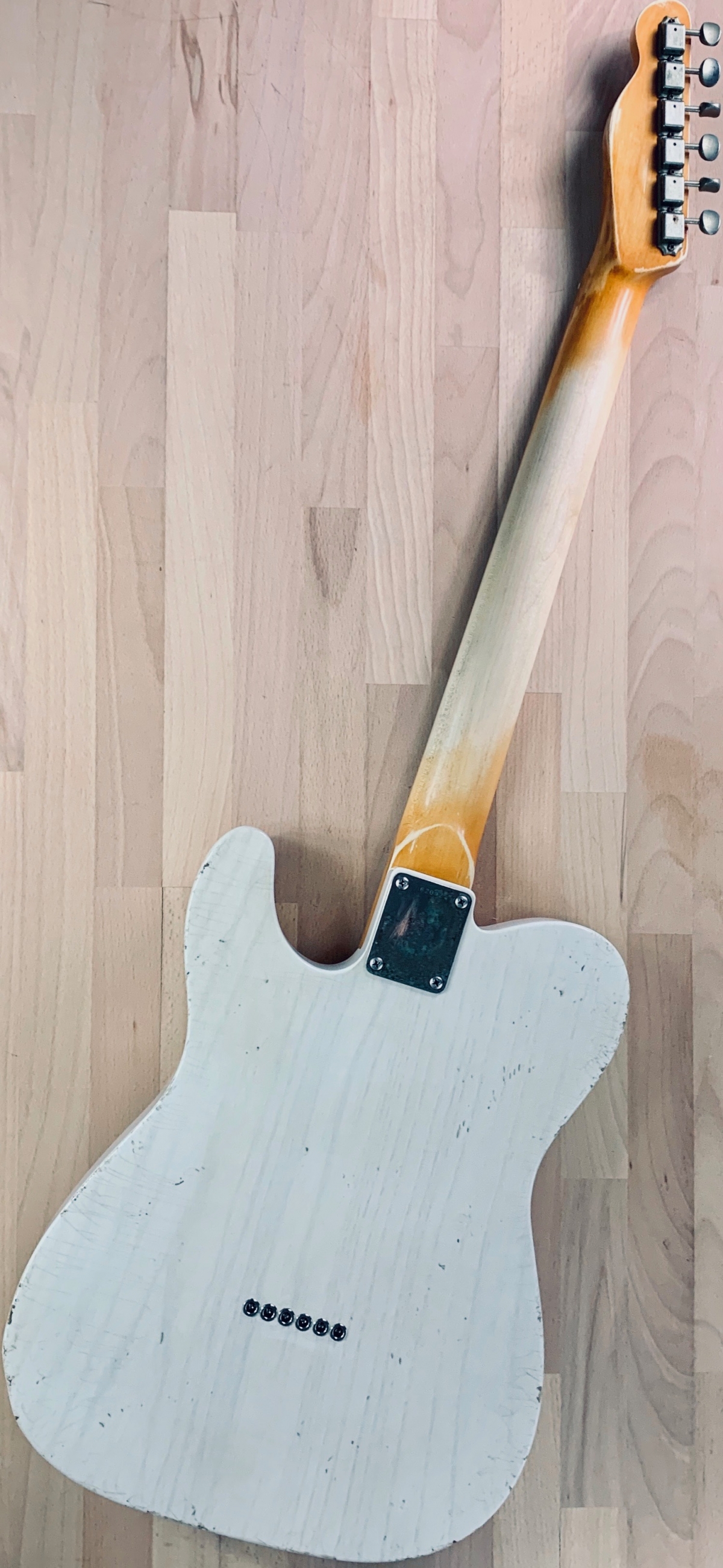 CUSTOM SHOP NITRO WHITE BLOND AGED ’63 . Handwound Pickups, 4-way ...