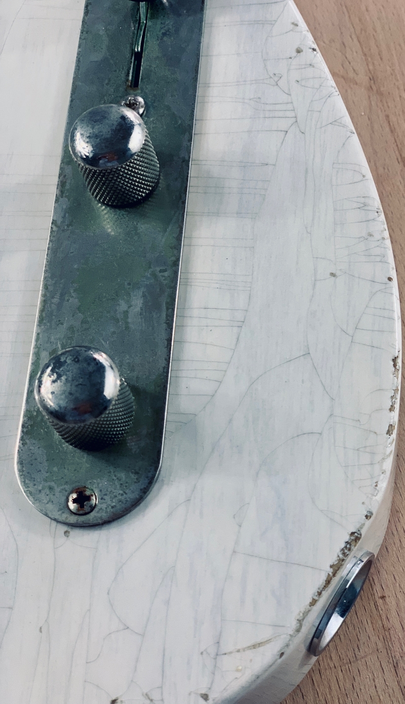 CUSTOM SHOP NITRO WHITE BLOND AGED ’63 . Handwound Pickups, 4-way ...