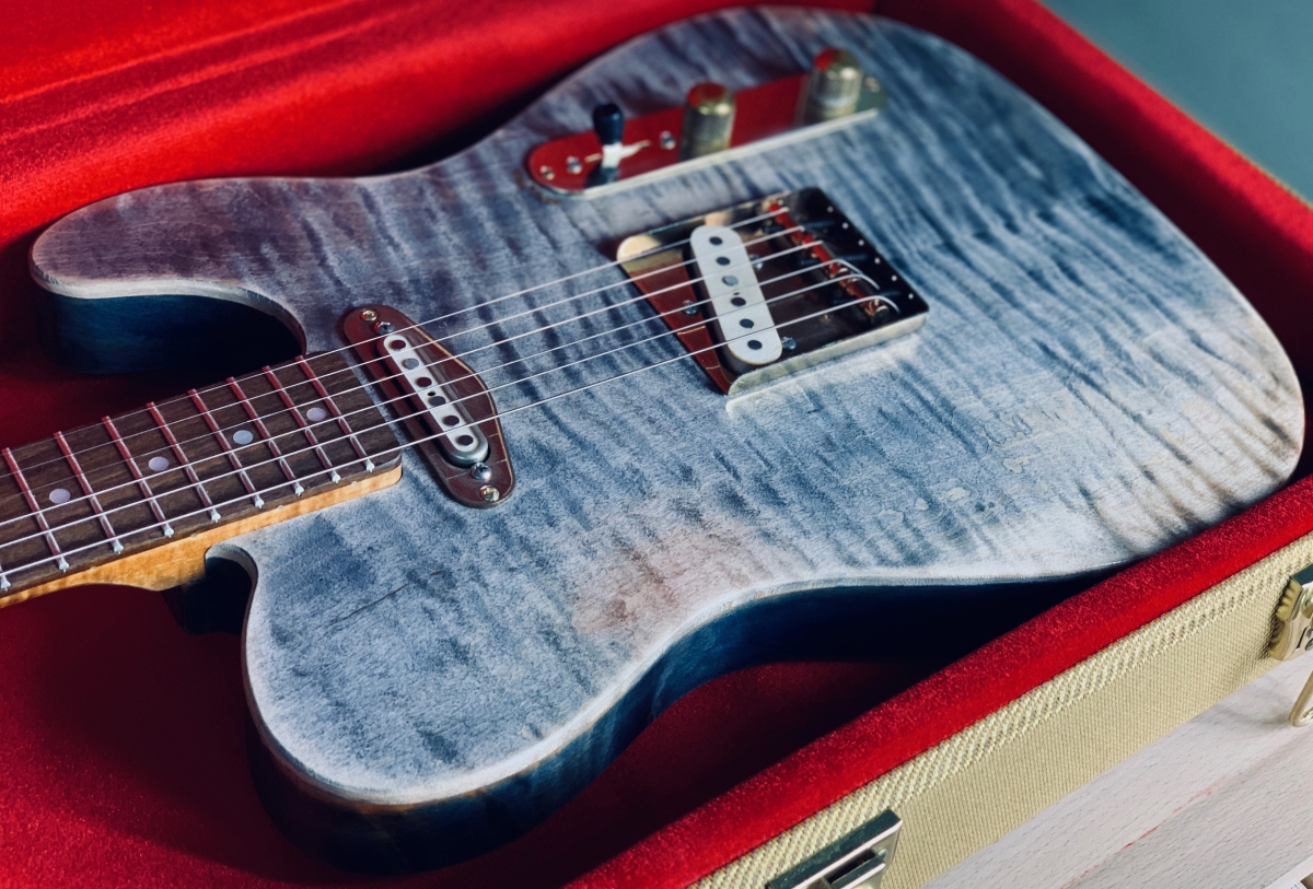 S71 Custom Shop Trans-Blue Denim Flame Relic Telecaster®, Handmade in ...
