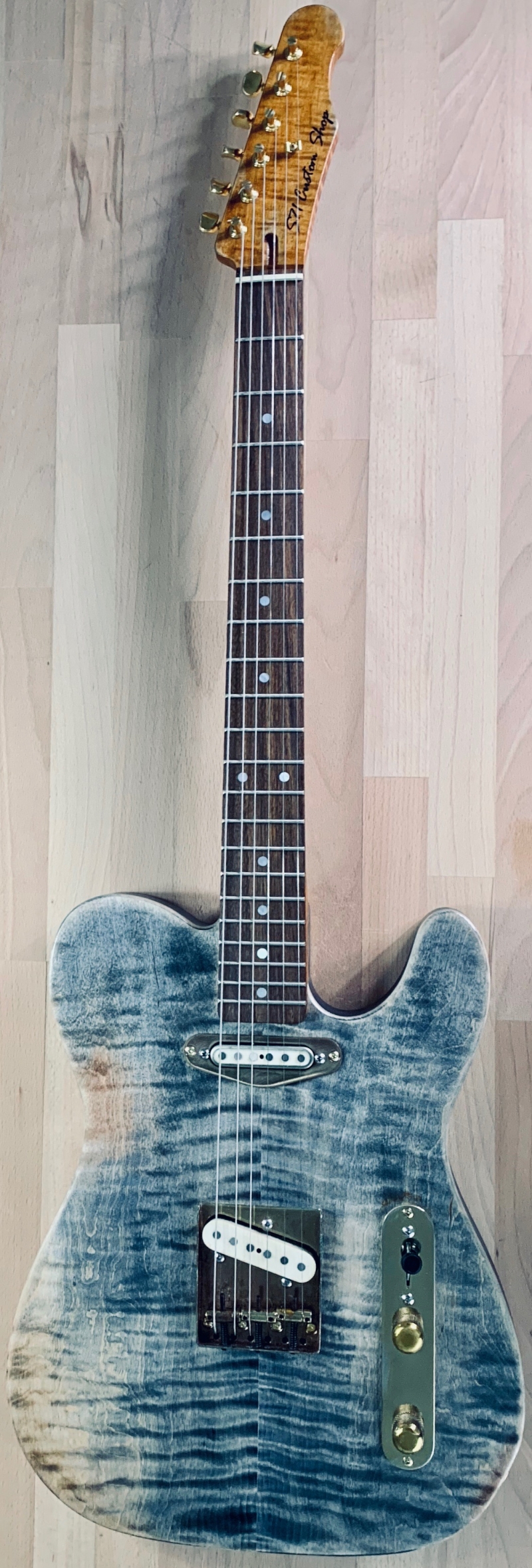 S71 Custom Shop Trans-Blue Denim Flame Relic Telecaster®, Handmade in ...