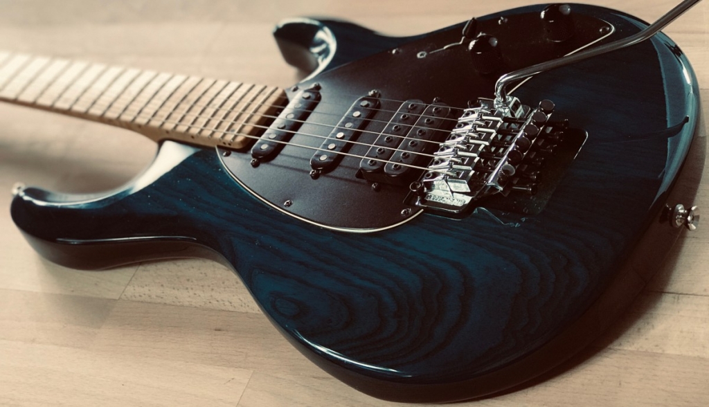Rare & Collectible « EBMM SILHOUETTE « TEAL » FLOYD-ROSE 24 frets from ...